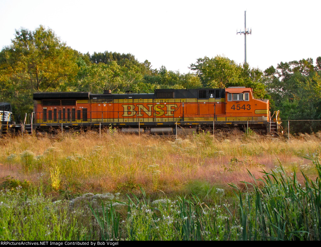 BNSF 4543